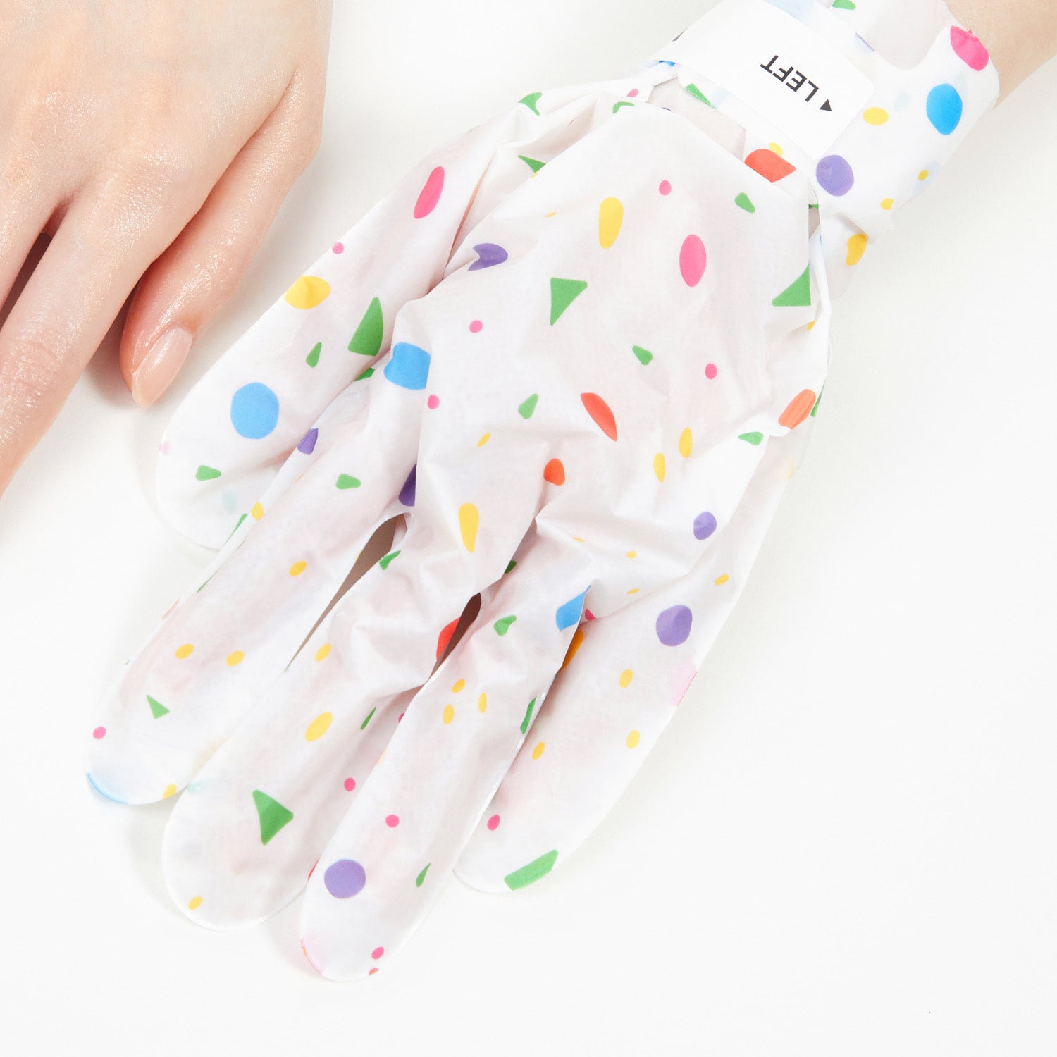 VT REEDLE SHOT NOURISHING HAND MASK – onsemiro
